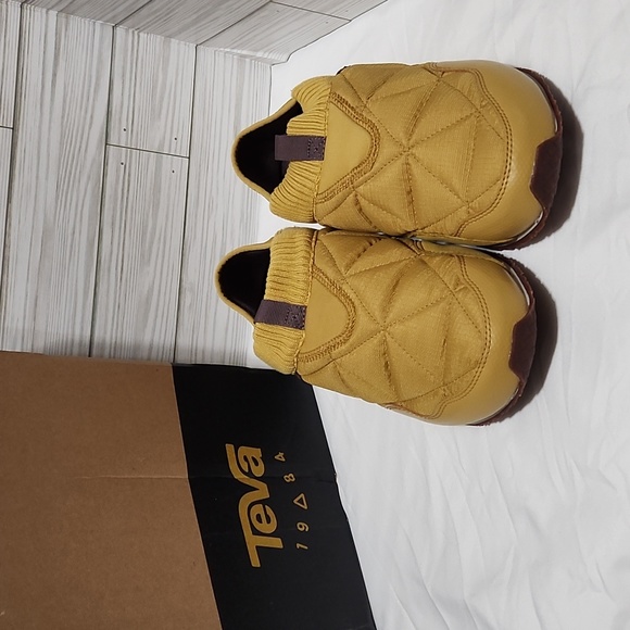 Teva | Shoes | Brand New Teva Ember Moc Quilted Slip On Slipper ...